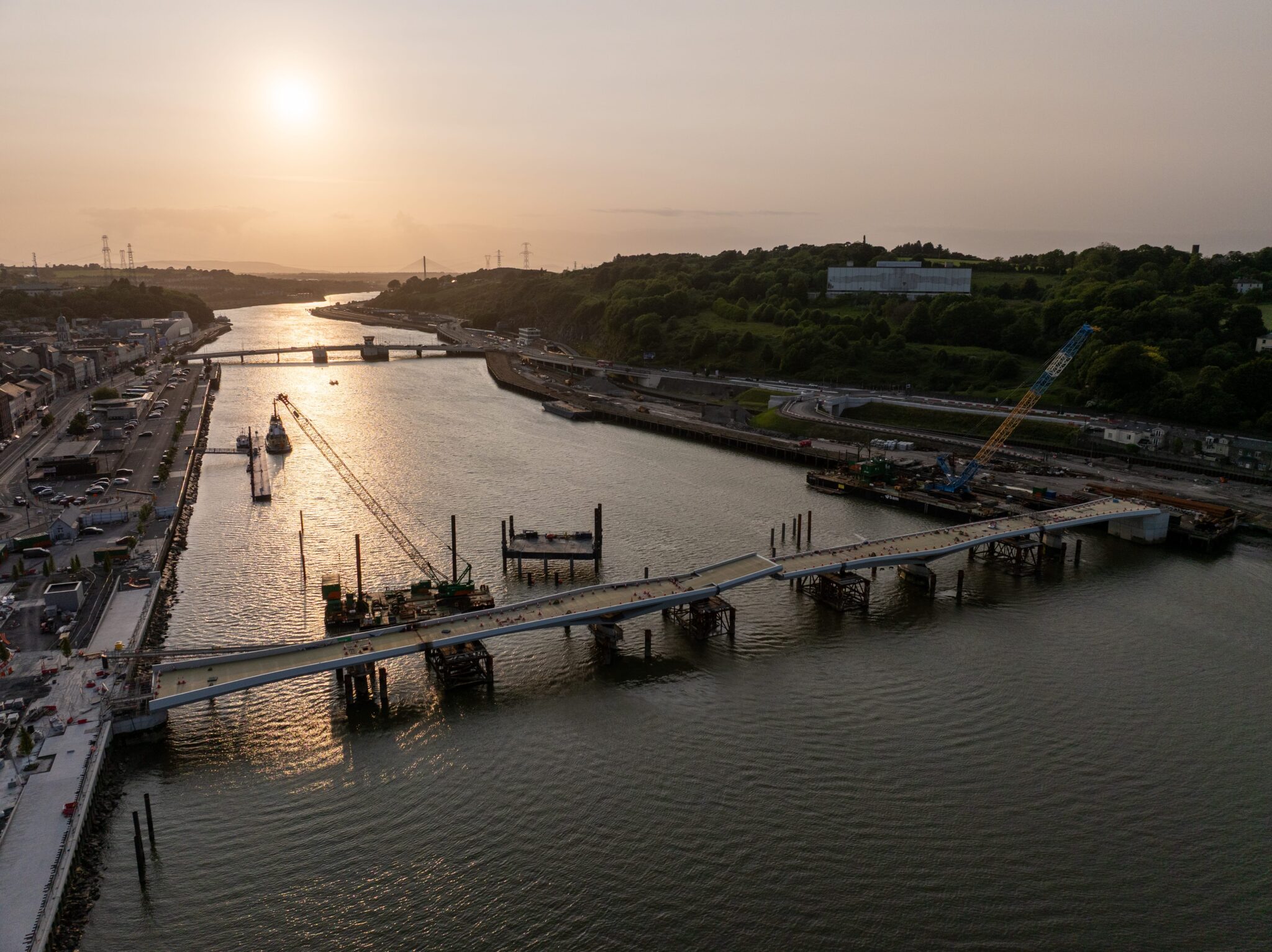 Installation of Waterford’s Sustainable Transport Bridge superstructure ...